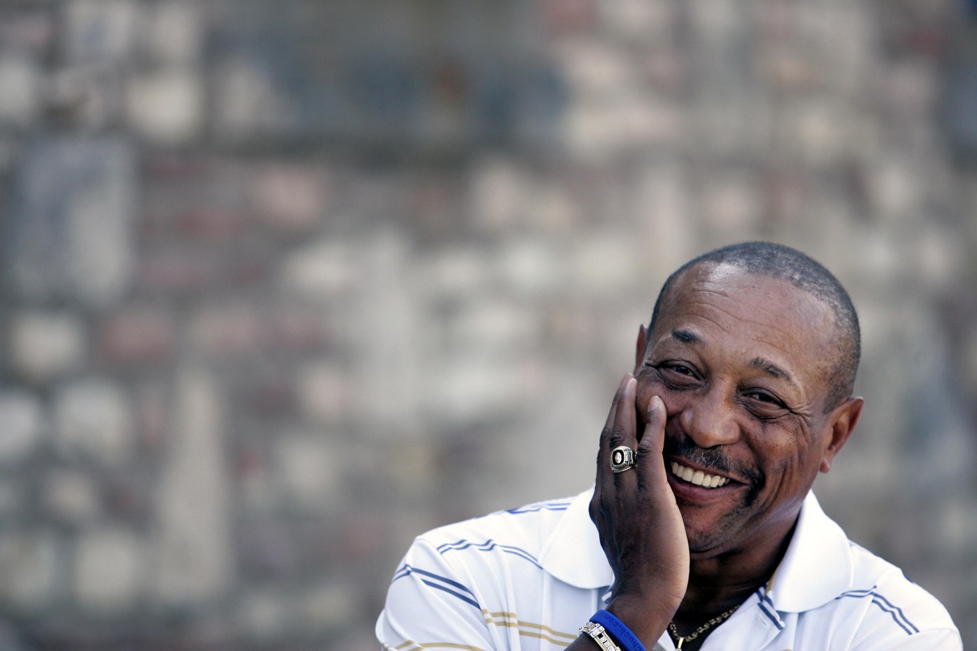 Pioneering QB Chuck Ealey doesn’t look back — Andscape