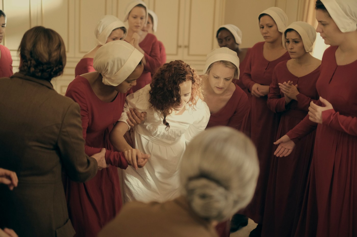 In ‘Handmaid’s Tale,’ a postracial, patriarchal hellscape — Andscape