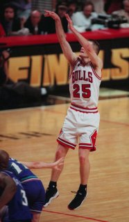 On This Day In NBA Finals History Steve Kerr s 17 foot Jumper Clinches