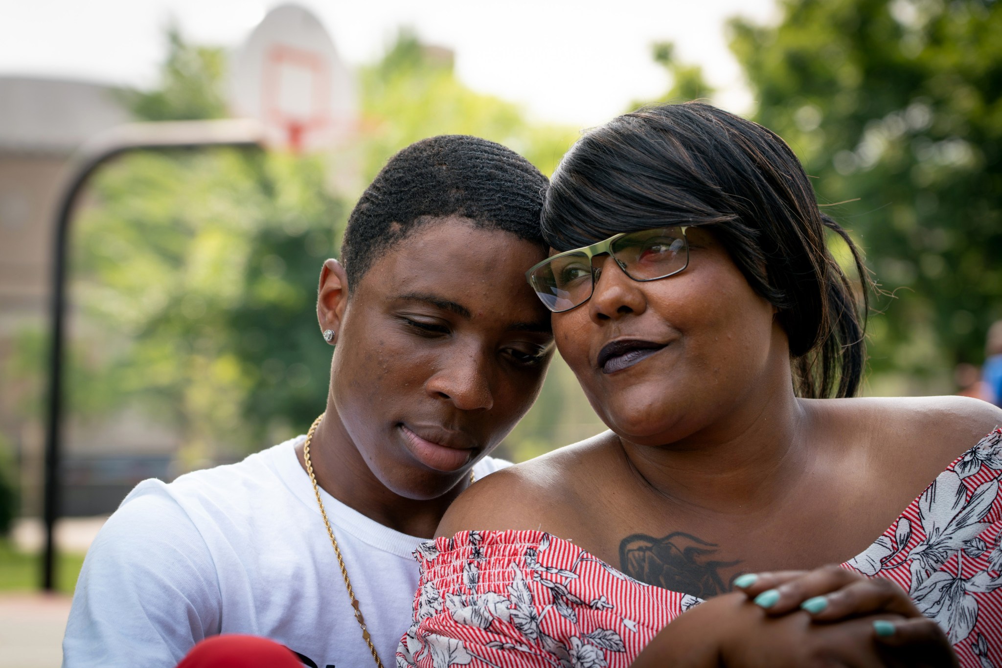 Shot in the head, a Chicago teen fights his way back onto the ...