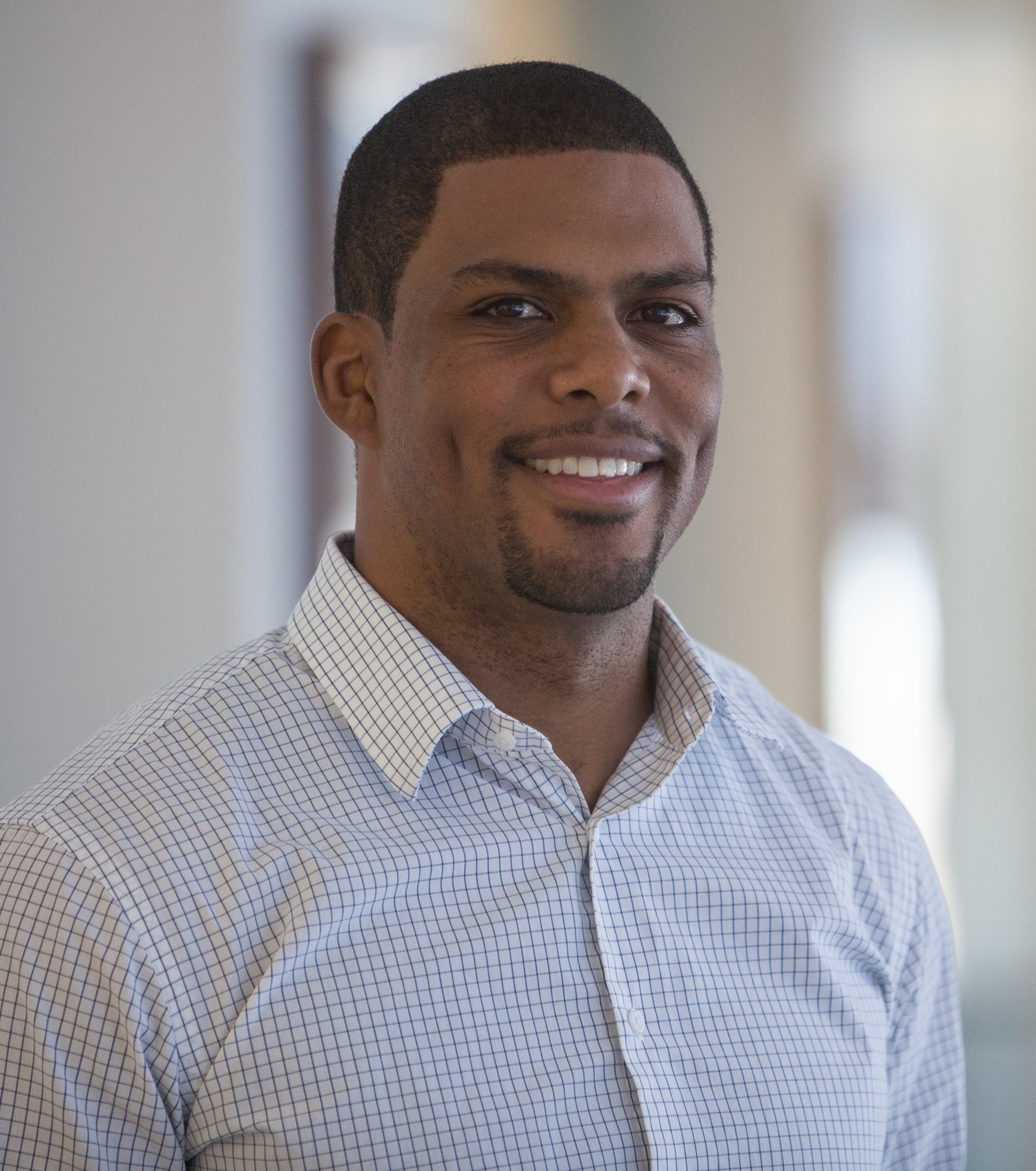 Former NFL running back now aims at the racial wealth gap - Andscape
