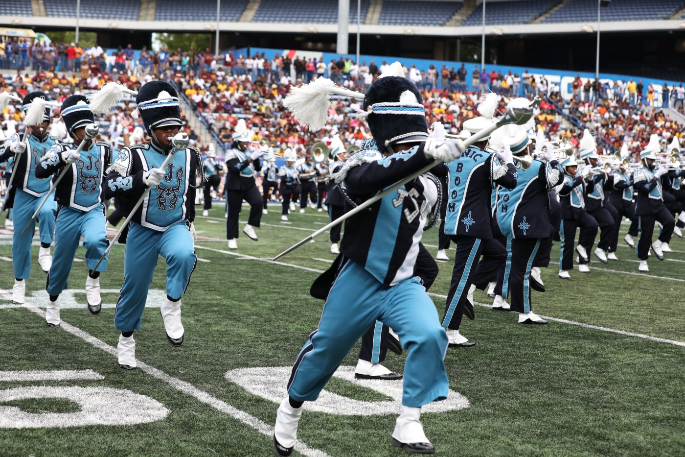 Bands put on great show all game long at MEAC/SWAC Challenge — Andscape