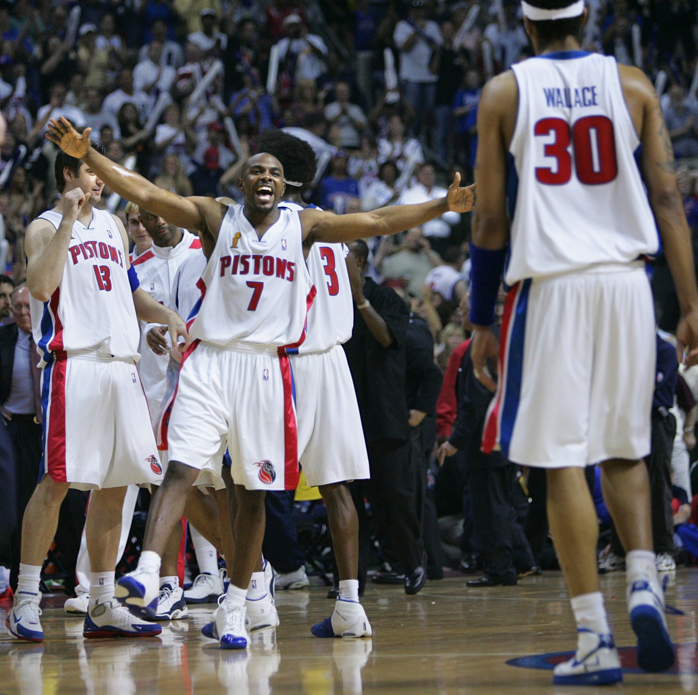 ‘Role players did that’: Connecticut Sun shares similarities with 2004 ...