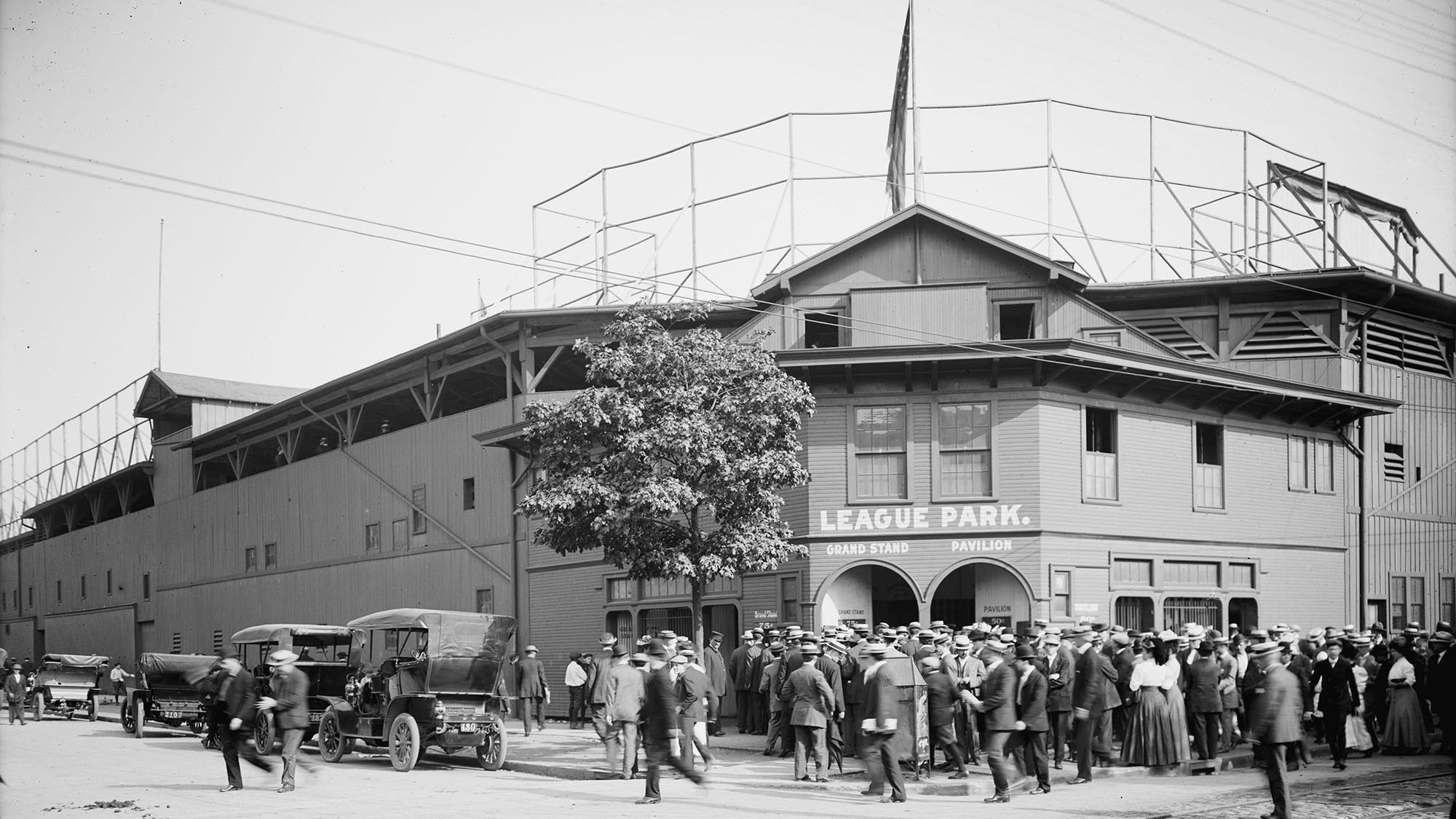 How a community kept the memory of Black baseball alive in Cleveland ...