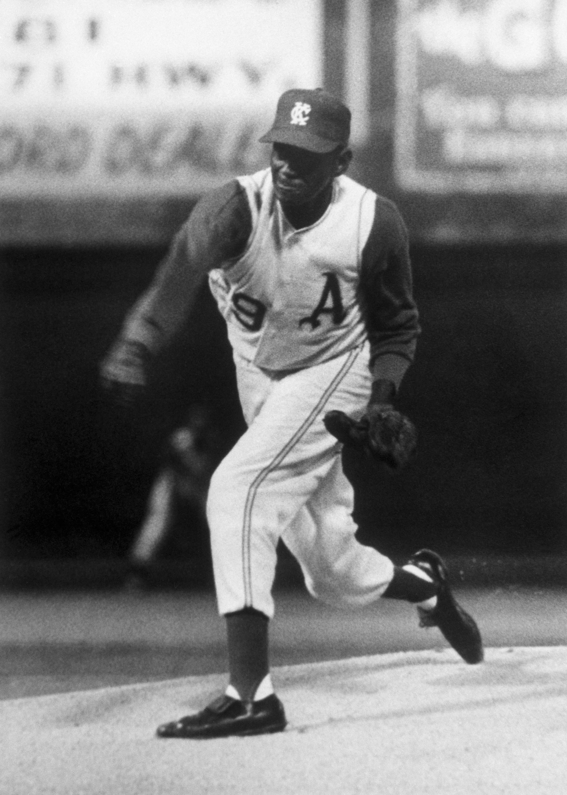 It’ll take Tom Brady another 15 years to catch up to Satchel Paige ...