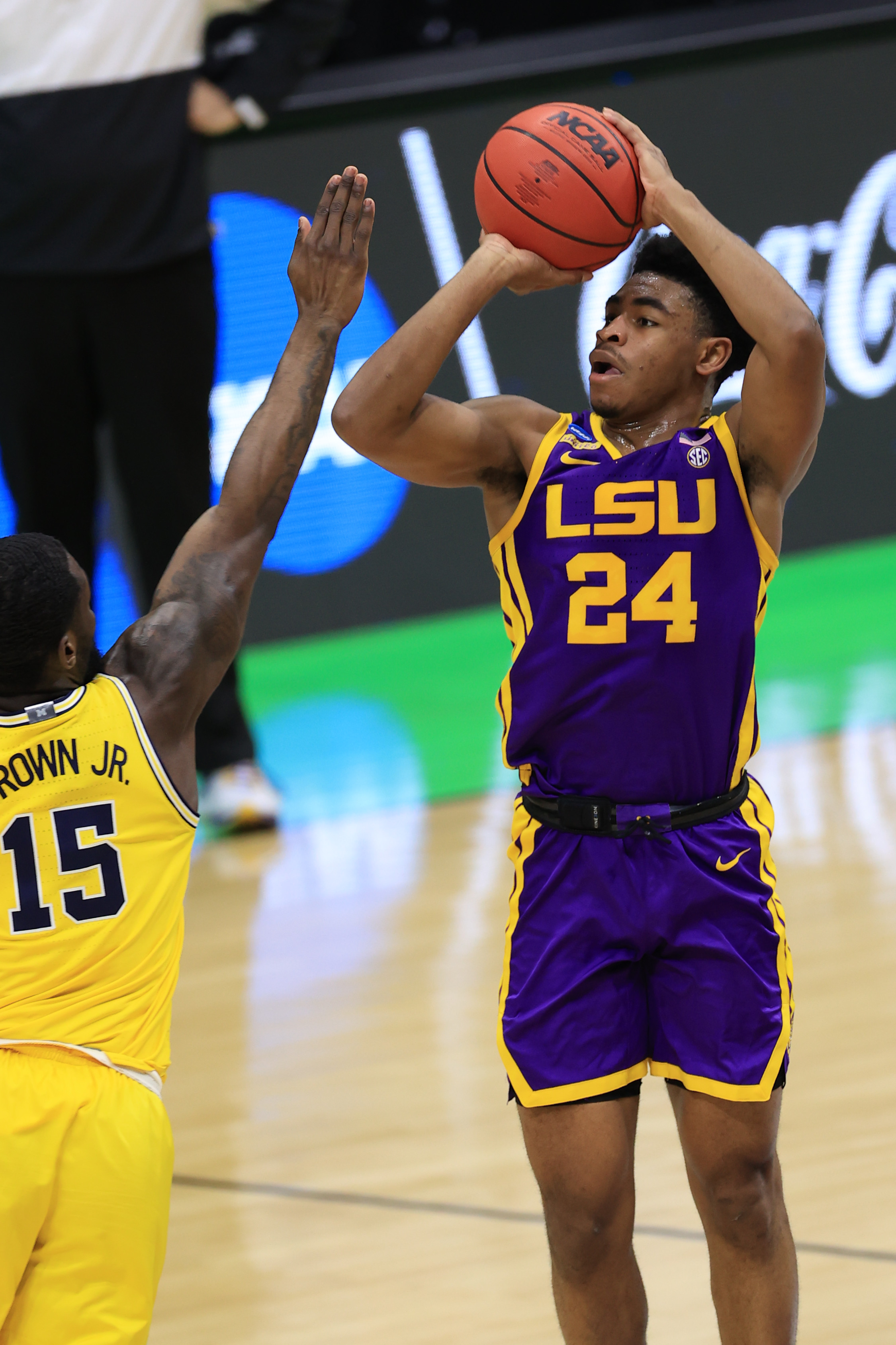 How LSU star Cameron Thomas' mom helped him be all he can be - Andscape