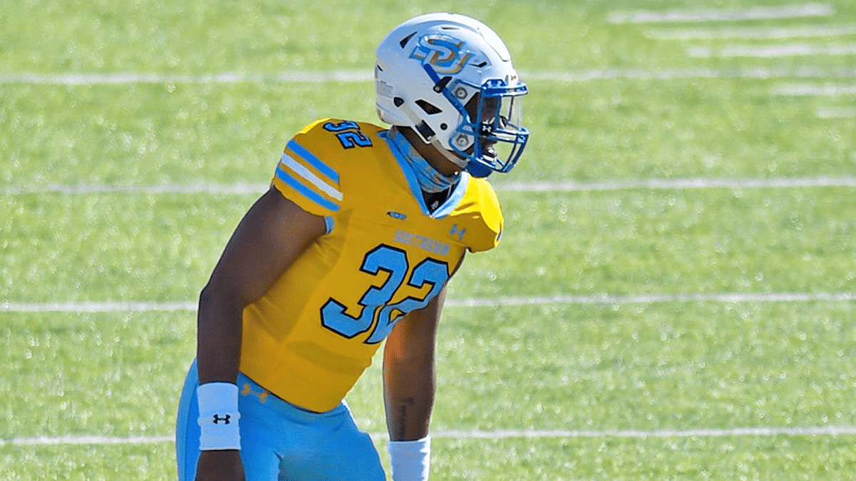 Being one of college football's best defensive players isn't enough for ...