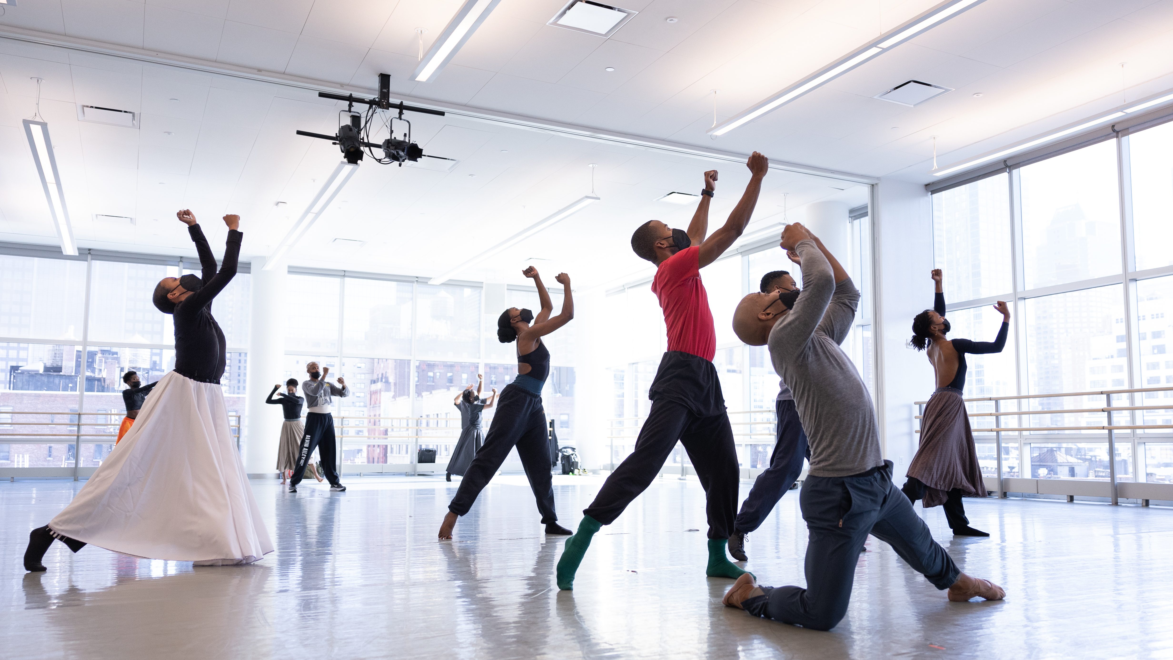Alvin Ailey American Dance Theater revives tribute to Winnie and Nelson ...