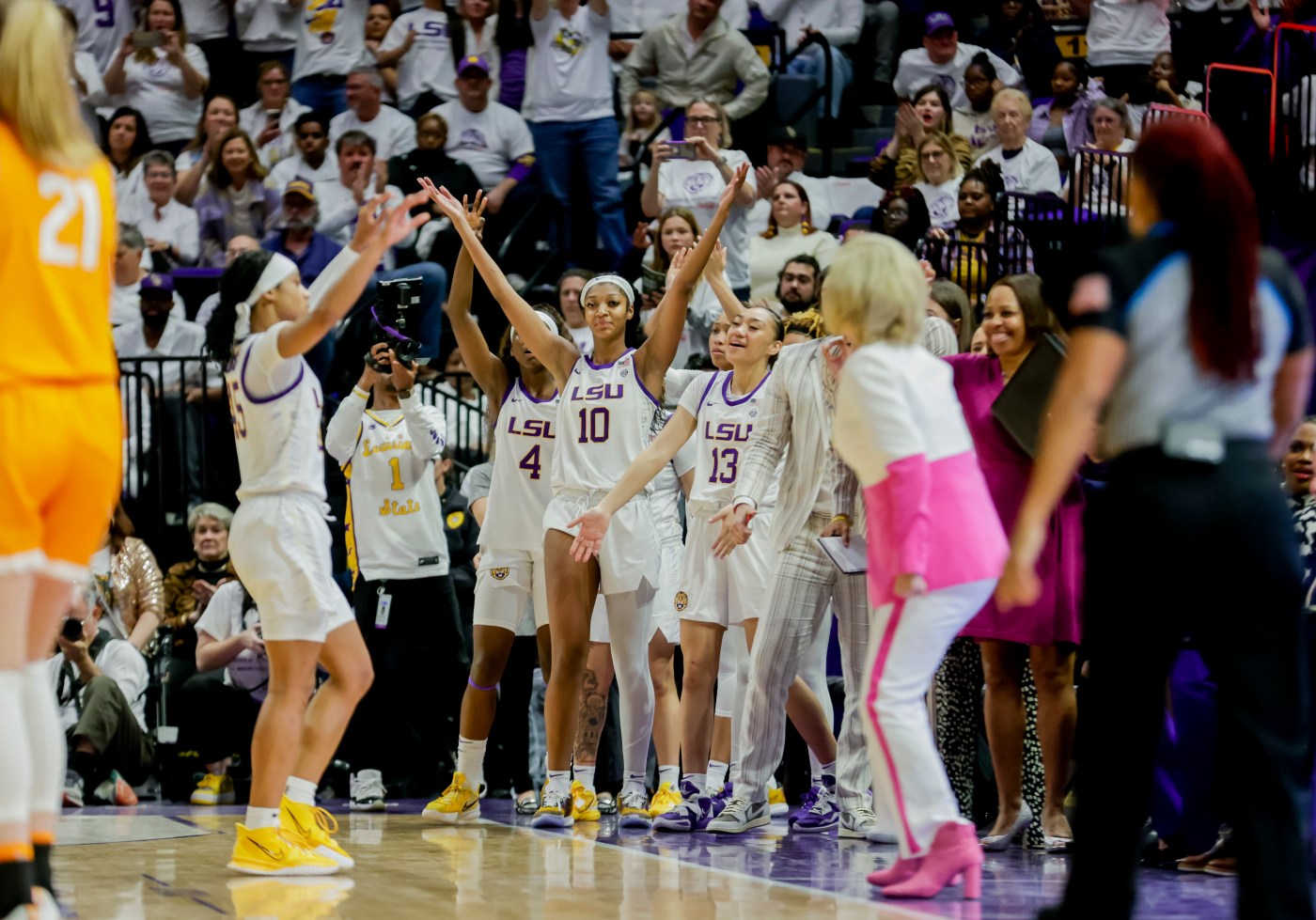LSU’s Angel Reese has your attention — Andscape