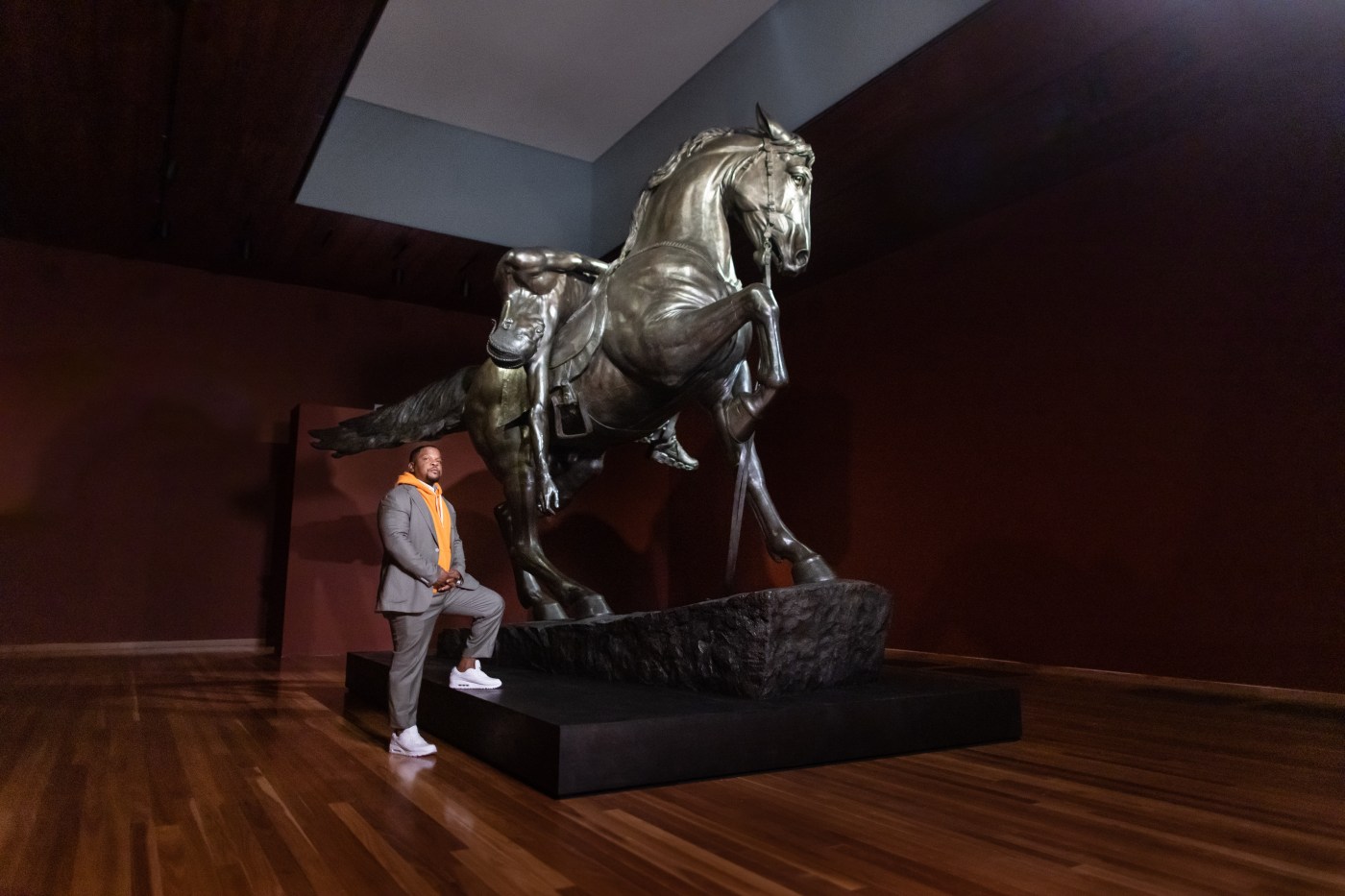 Kehinde Wiley’s ‘An Archeology of Silence’ is a homegoing of epic ...