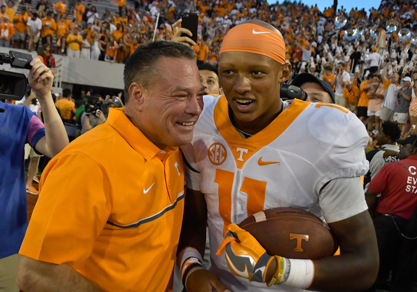 Minnesota Vikings quarterback Josh Dobbs isn’t just brilliant, he’s ...