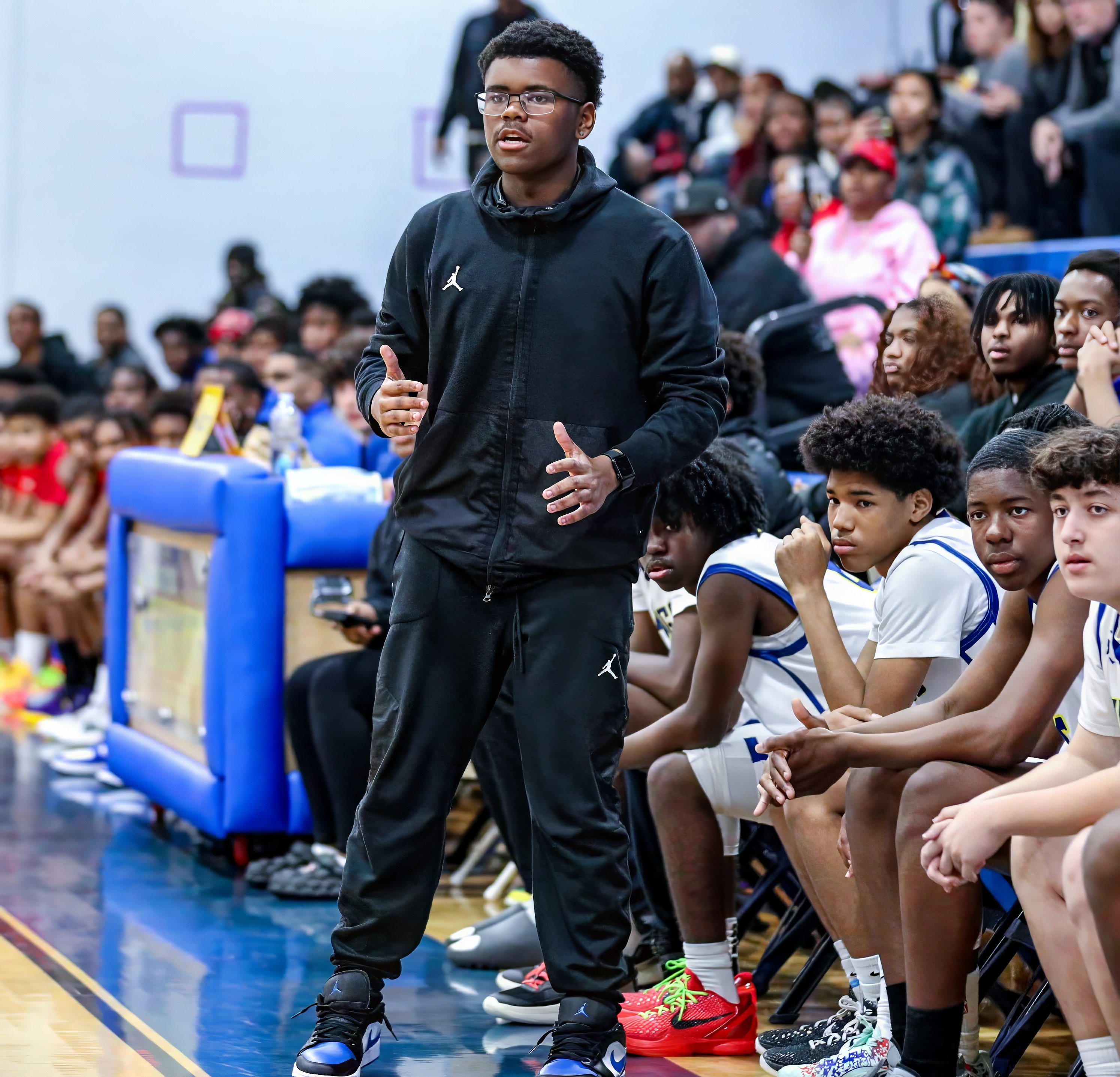 A high school hoops team, a vacancy and the bold appointment of a ...