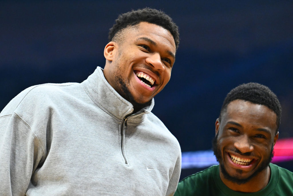 The real story behind Giannis Antetokounmpo’s ‘Thanks For Sharing’ NBA ...