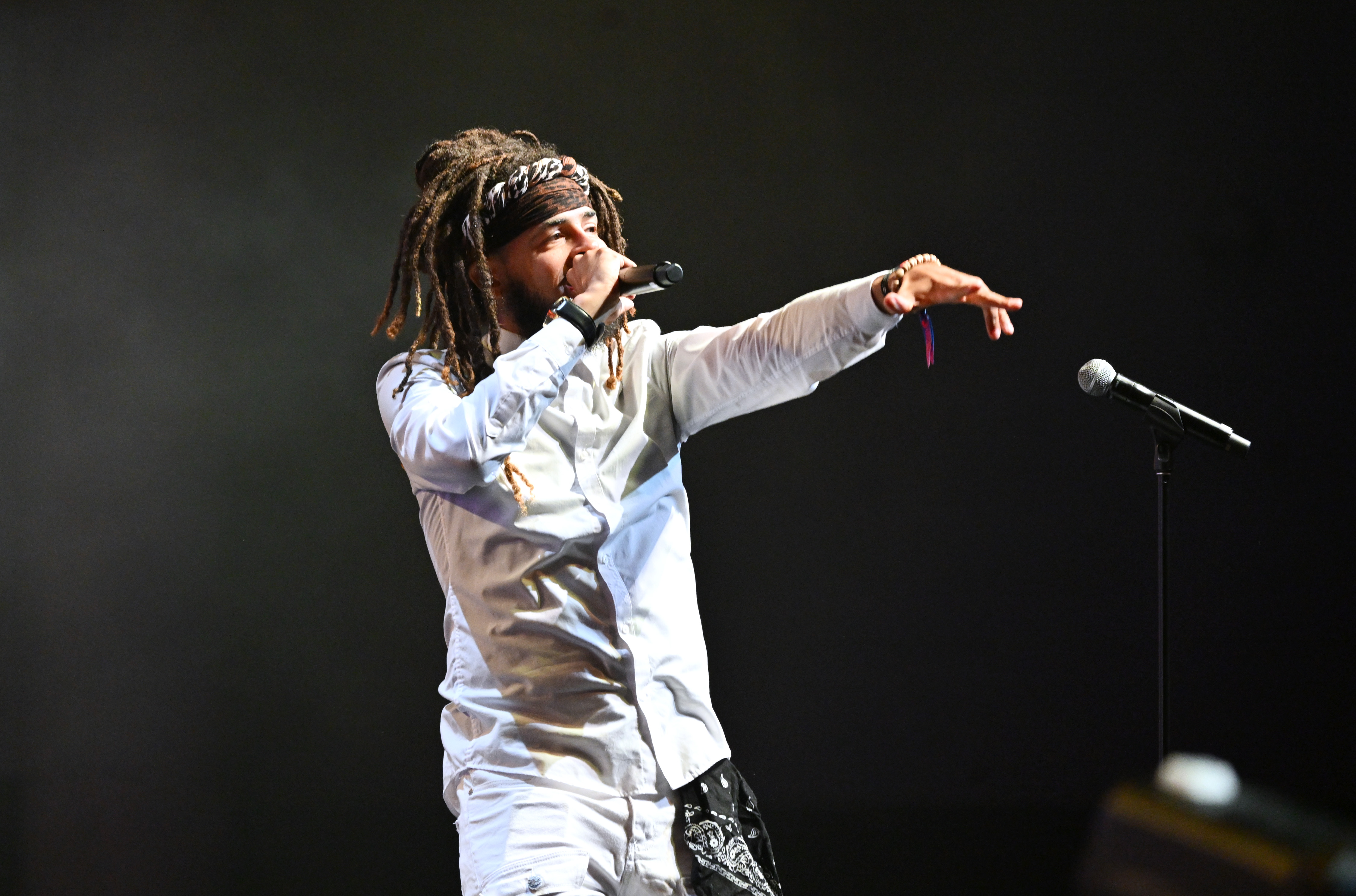 Dee-1 is on a mission to clean up hip-hop. But is his message ...