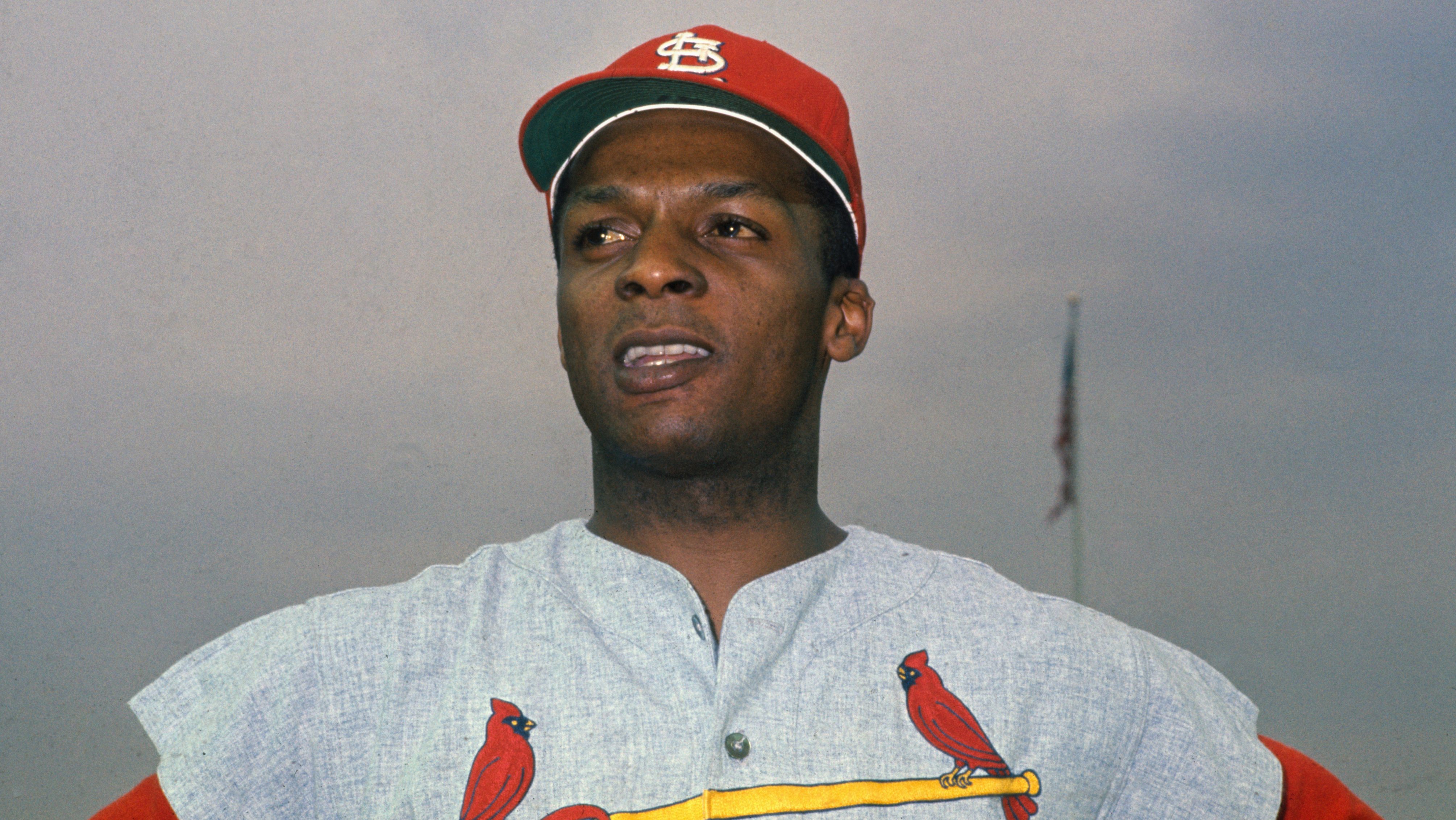 Athletes like Curt Flood, who sued MLB, could have benefited from ...