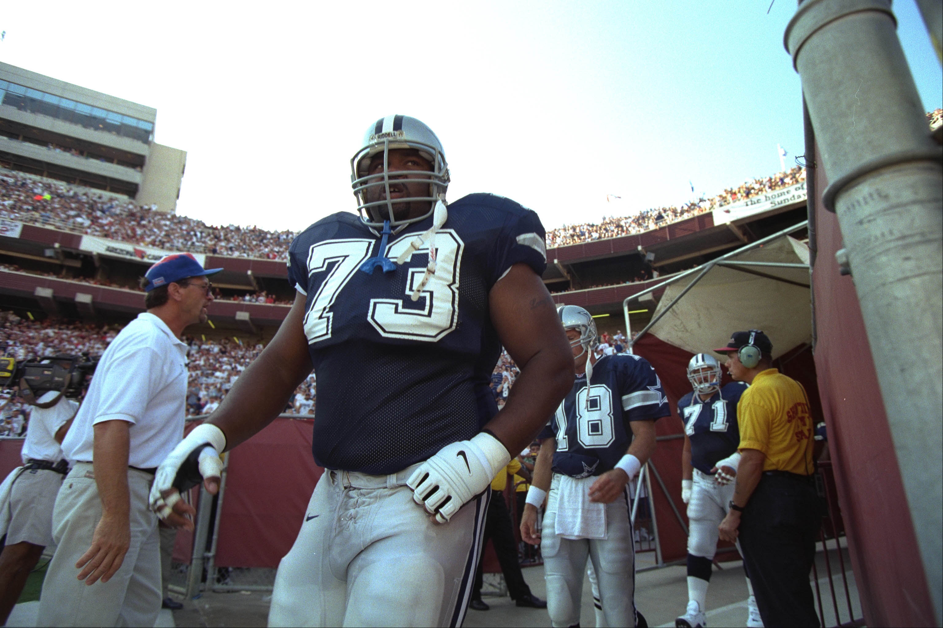 Dallas Cowboys legend Larry Allen’s sudden death a sobering reminder of ...