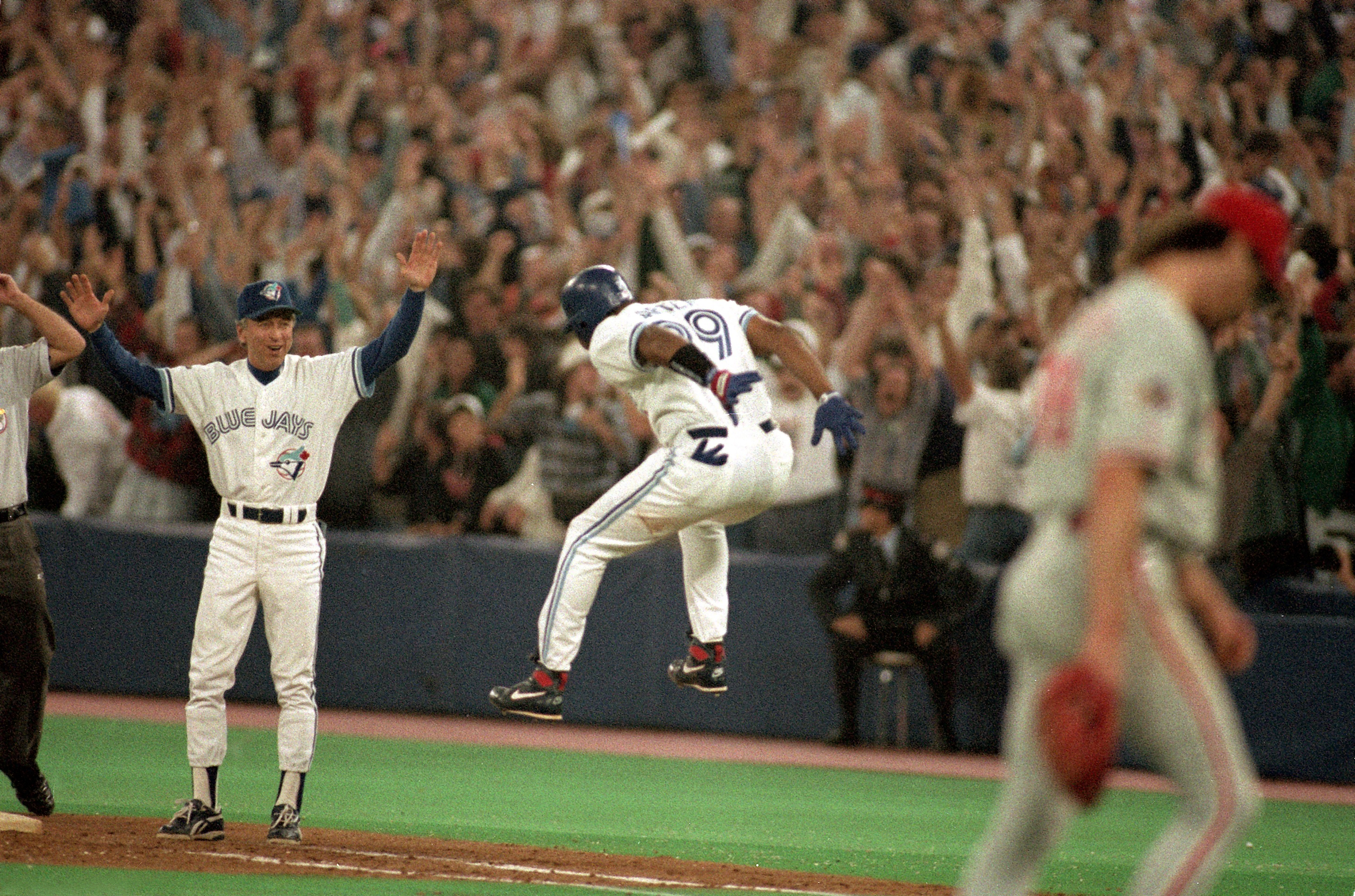 If any Toronto Blue Jays player deserves a statue, it’s Joe Carter ...